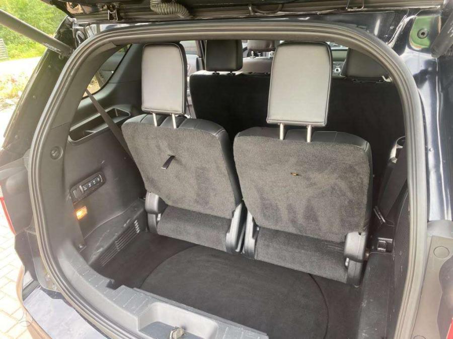 Melns Ford Explorer 2016 Alīta, ar dzinēja tilpumu 3.49 L un nobraukumu 110 tūkst. km par 16400 €, foto 11 vietnē AUTOMOTO.COM.LV