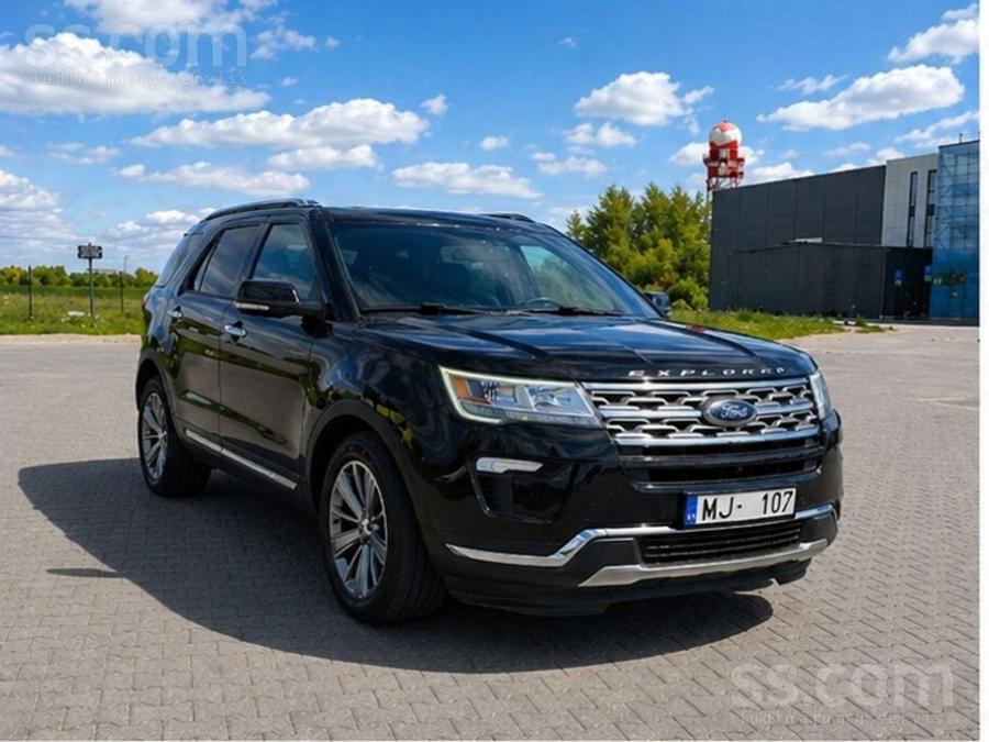 Melns Ford Explorer 2018 Rīga, ar dzinēja tilpumu 3.50 L un nobraukumu 154 tūkst. km par 15500 €, foto 1 vietnē AUTOMOTO.COM.LV
