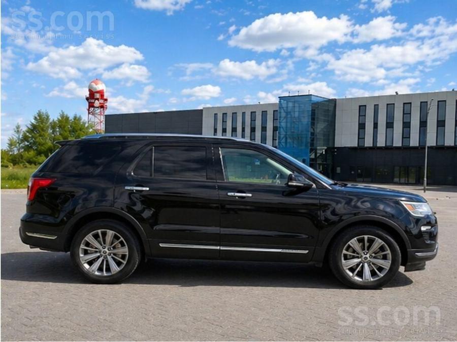 Melns Ford Explorer 2018 Rīga, ar dzinēja tilpumu 3.50 L un nobraukumu 154 tūkst. km par 15500 €, foto 5 vietnē AUTOMOTO.COM.LV