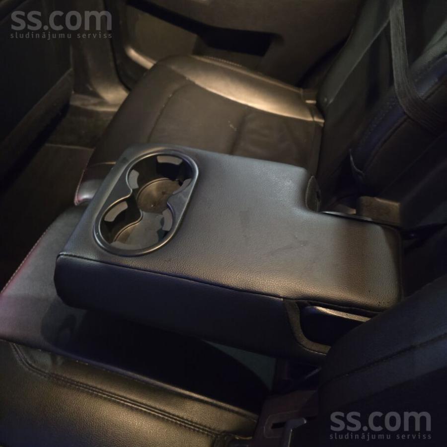 Melns Ford Explorer 2018 Rīga, ar dzinēja tilpumu 3.50 L un nobraukumu 154 tūkst. km par 15500 €, foto 12 vietnē AUTOMOTO.COM.LV