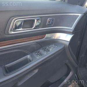 Melns Ford Explorer 2018 Rīga, ar dzinēja tilpumu 3.50 L un nobraukumu 154 tūkst. km par 15500 €, foto 23 vietnē AUTOMOTO.COM.LV