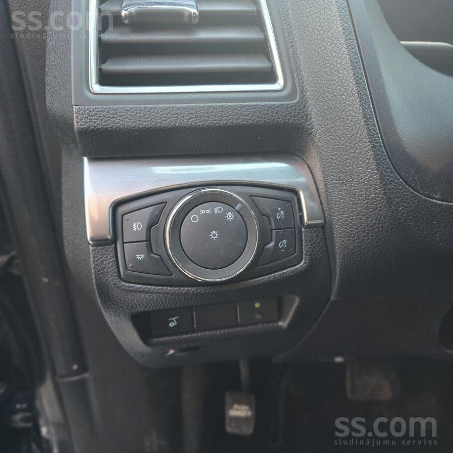 Melns Ford Explorer 2018 Rīga, ar dzinēja tilpumu 3.50 L un nobraukumu 154 tūkst. km par 15500 €, foto 35 vietnē AUTOMOTO.COM.LV