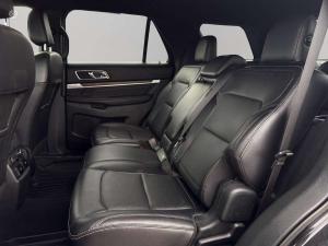 Black Ford Explorer 2019 in Kaunas, with an engine capacity of 3.50 L and mileage of 132 thousand km for 21499 €, photo 12 on AUTOMOTO.COM.LV