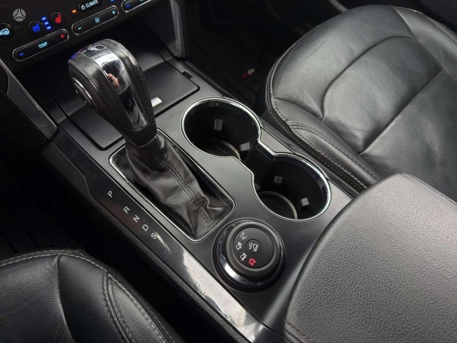 Black Ford Explorer 2019 in Kaunas, with an engine capacity of 3.50 L and mileage of 132 thousand km for 21499 €, photo 15 on AUTOMOTO.COM.LV
