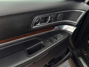Melns Ford Explorer 2019 Kauņa, ar dzinēja tilpumu 3.50 L un nobraukumu 132 tūkst. km par 19999 €, foto 14 vietnē AUTOMOTO.COM.LV