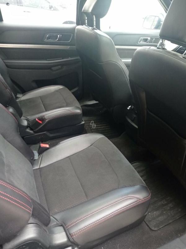 Melns Ford Explorer 2019 Panevēža, ar dzinēja tilpumu 3.50 L un nobraukumu 215 tūkst. km par 15500 €, foto 10 vietnē AUTOMOTO.COM.LV