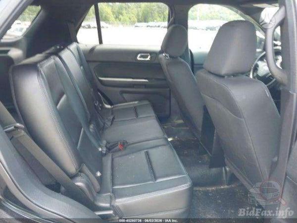 Black Ford Explorer 2019 in Klaipeda, with an engine capacity of 3.70 L and mileage of 129 thousand km for 9999 €, photo 5 on AUTOMOTO.COM.LV