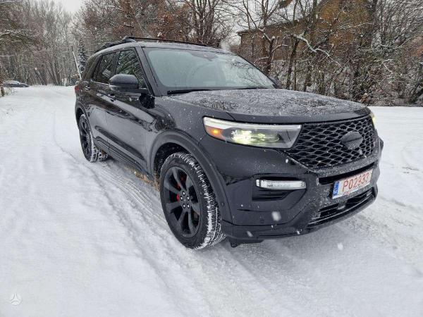 Black Ford Explorer 2020 in Kaunas, with an engine capacity of 2.96 L and mileage of 122 thousand km for 30000 €, photo 1 on AUTOMOTO.COM.LV