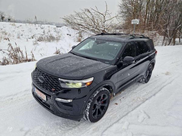 Black Ford Explorer 2020 in Kaunas, with an engine capacity of 2.96 L and mileage of 122 thousand km for 30000 €, photo 3 on AUTOMOTO.COM.LV