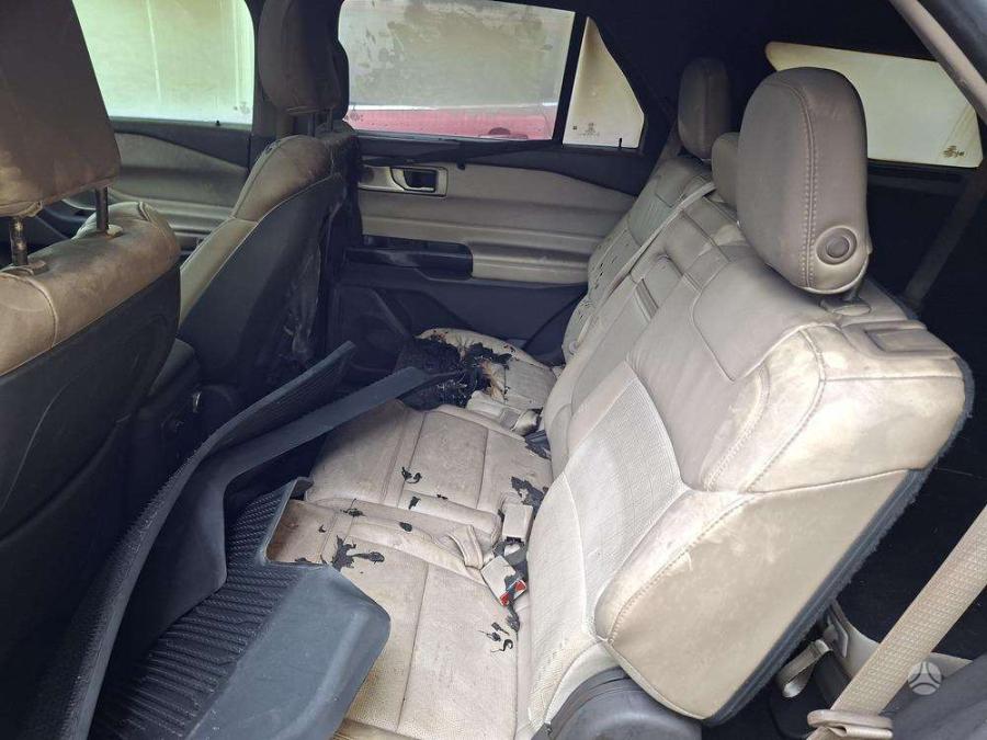 Melns Ford Explorer 2020 Kauņa, ar dzinēja tilpumu 2.96 L un nobraukumu 121 tūkst. km par 15730 €, foto 16 vietnē AUTOMOTO.COM.LV