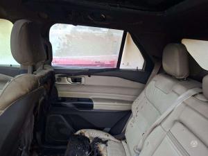 Melns Ford Explorer 2020 Kauņa, ar dzinēja tilpumu 2.96 L un nobraukumu 121 tūkst. km par 15730 €, foto 17 vietnē AUTOMOTO.COM.LV