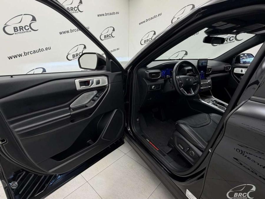 Black Ford Explorer 2020 in Vilnius, with an engine capacity of 3.00 L and mileage of 122 thousand km for 28500 €, photo 25 on AUTOMOTO.COM.LV