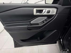 Black Ford Explorer 2020 in Vilnius, with an engine capacity of 3.00 L and mileage of 122 thousand km for 28500 €, photo 26 on AUTOMOTO.COM.LV