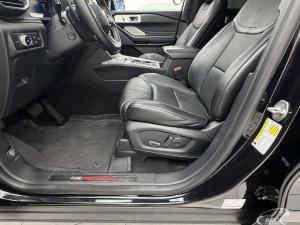 Black Ford Explorer 2020 in Vilnius, with an engine capacity of 3.00 L and mileage of 122 thousand km for 28500 €, photo 28 on AUTOMOTO.COM.LV