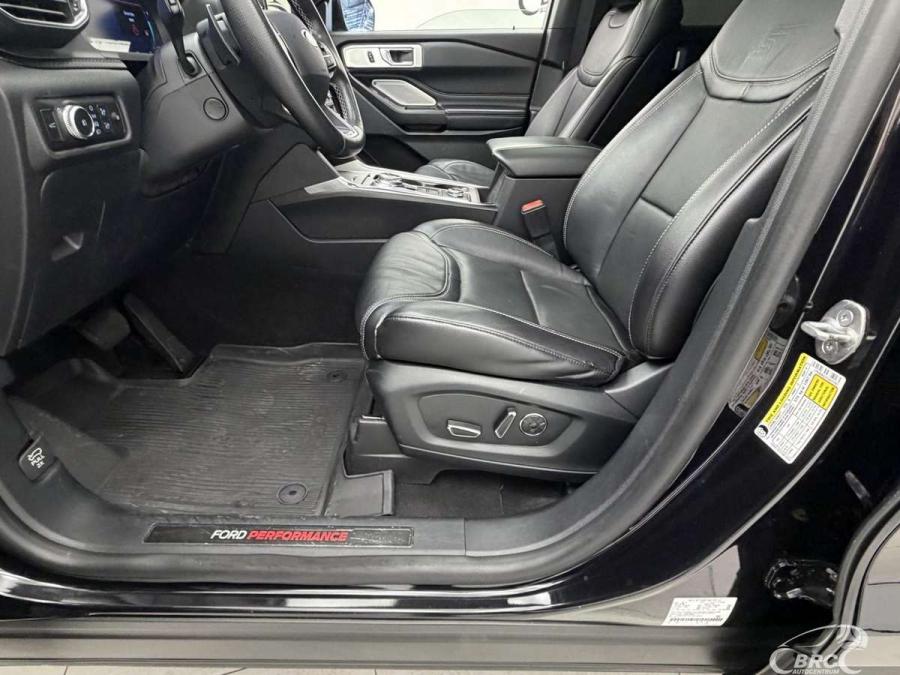 Black Ford Explorer 2020 in Vilnius, with an engine capacity of 3.00 L and mileage of 122 thousand km for 28500 €, photo 28 on AUTOMOTO.COM.LV