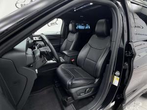 Black Ford Explorer 2020 in Vilnius, with an engine capacity of 3.00 L and mileage of 122 thousand km for 28500 €, photo 29 on AUTOMOTO.COM.LV