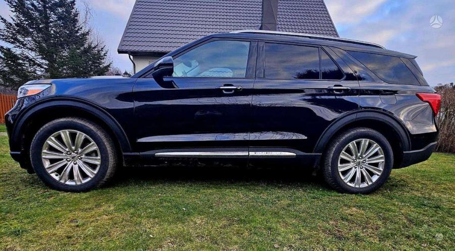 Black Ford Explorer 2021 in Kalvarija, with an engine capacity of 3.34 L and mileage of 89 thousand km for 30000 €, photo 2 on AUTOMOTO.COM.LV