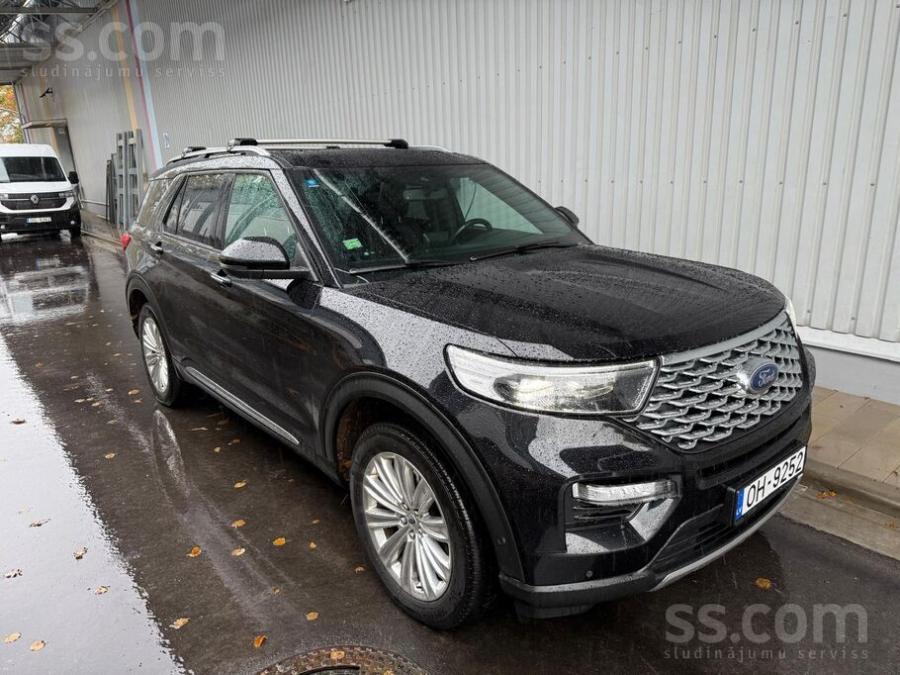 Melns Ford Explorer 2022 Rīga, ar dzinēja tilpumu 3.00 L un nobraukumu 97 tūkst. km par 36000 €, foto 1 vietnē AUTOMOTO.COM.LV