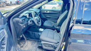 Black Ford Explorer 2022 in Ukmerge, with an engine capacity of 2.96 L and mileage of 22 thousand km for 12999 €, photo 14 on AUTOMOTO.COM.LV