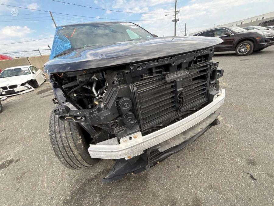 Melns Ford Explorer 2022 Ukmergė, ar dzinēja tilpumu 2.96 L un nobraukumu 47 tūkst. km par 19990 €, foto 18 vietnē AUTOMOTO.COM.LV