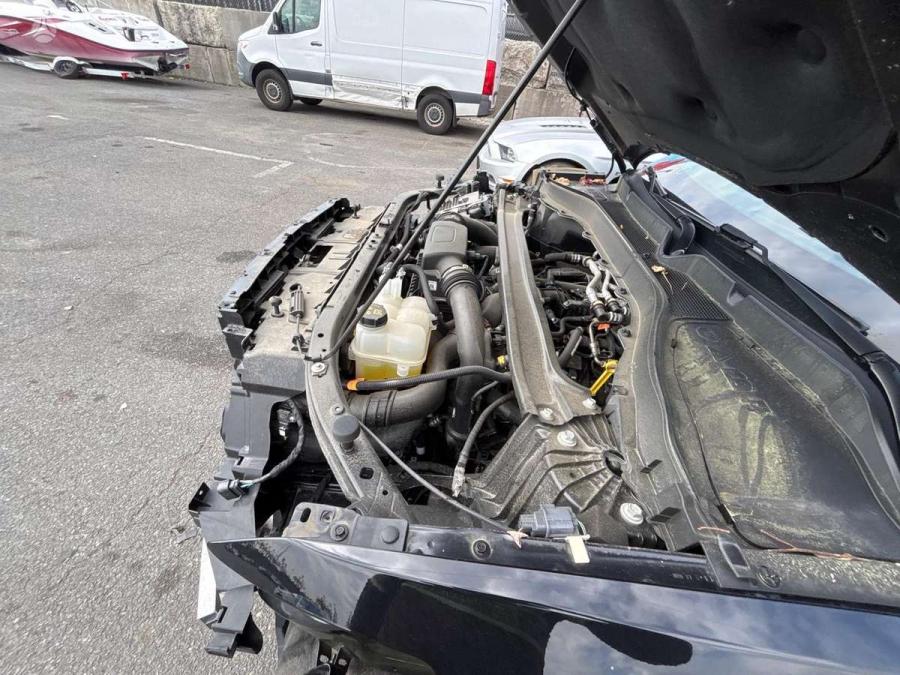 Melns Ford Explorer 2022 Ukmergė, ar dzinēja tilpumu 2.96 L un nobraukumu 47 tūkst. km par 19990 €, foto 21 vietnē AUTOMOTO.COM.LV
