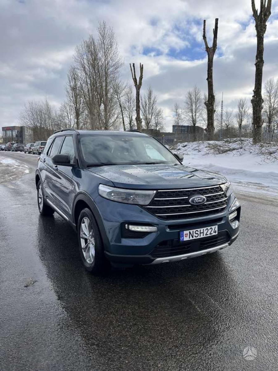 Zils Ford Explorer 2020 Viļņa, ar dzinēja tilpumu 2.30 L un nobraukumu 90 tūkst. km par 25300 €, foto 3 vietnē AUTOMOTO.COM.LV