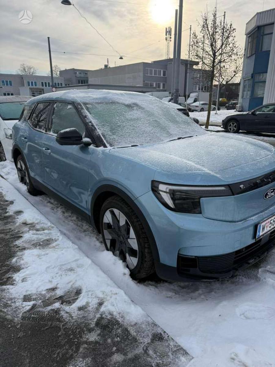Blue Ford Explorer 2025 in Marijampole, with an engine capacity of 0.00 L and mileage of 255 thousand km for 28500 €, photo 1 on AUTOMOTO.COM.LV
