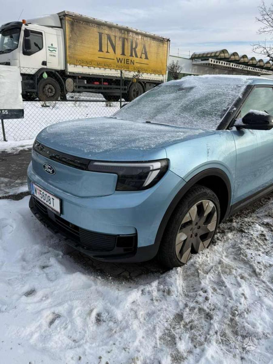 Blue Ford Explorer 2025 in Marijampole, with an engine capacity of 0.00 L and mileage of 255 thousand km for 28500 €, photo 2 on AUTOMOTO.COM.LV