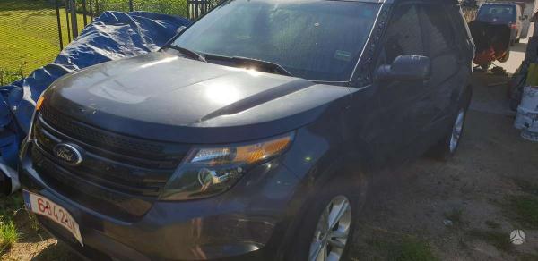 Brūns Ford Explorer 2015 Utena, ar dzinēja tilpumu 3.70 L un nobraukumu 317 tūkst. km par 6500 €, foto 4 vietnē AUTOMOTO.COM.LV