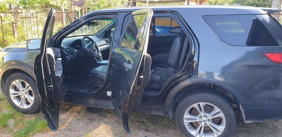 Brūns Ford Explorer 2015 Utena, ar dzinēja tilpumu 3.70 L un nobraukumu 317 tūkst. km par 6500 €, foto 8 vietnē AUTOMOTO.COM.LV