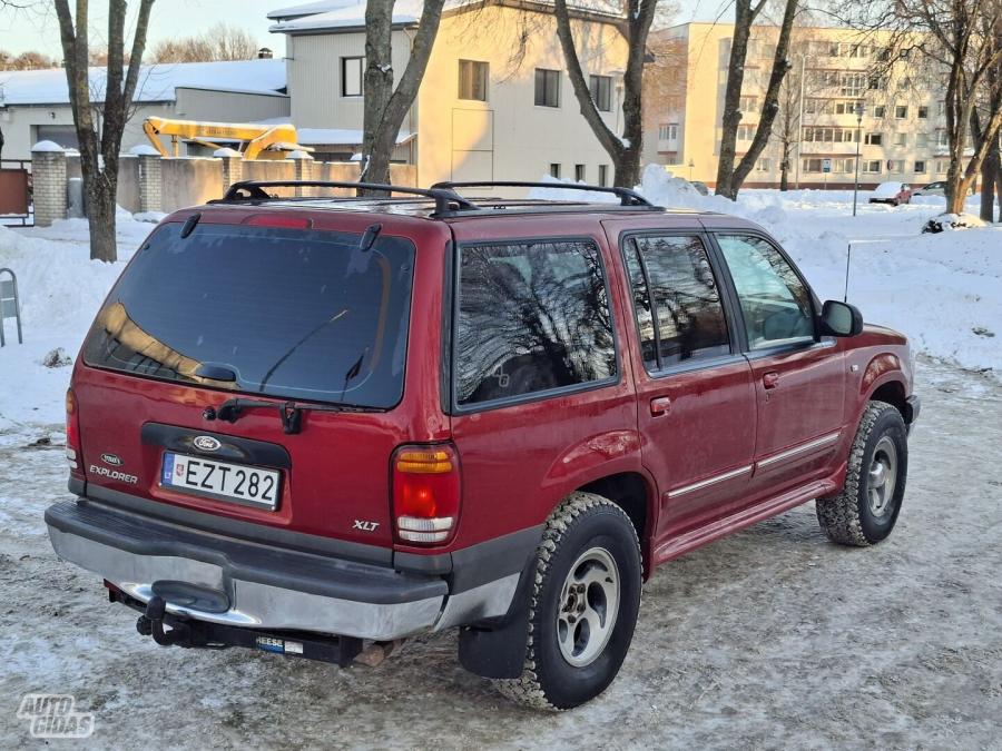 Ford Explorer 2000 in Silute, with an engine capacity of 4.00 L and mileage of 180 thousand km for 3000 €, photo 2 on AUTOMOTO.COM.LV