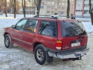 Ford Explorer 2000 in Silute, with an engine capacity of 4.00 L and mileage of 180 thousand km for 3000 €, photo 4 on AUTOMOTO.COM.LV