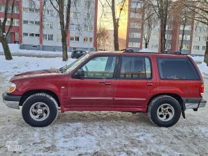 Ford Explorer 2000 in Silute, with an engine capacity of 4.00 L and mileage of 180 thousand km for 3000 €, photo 9 on AUTOMOTO.COM.LV