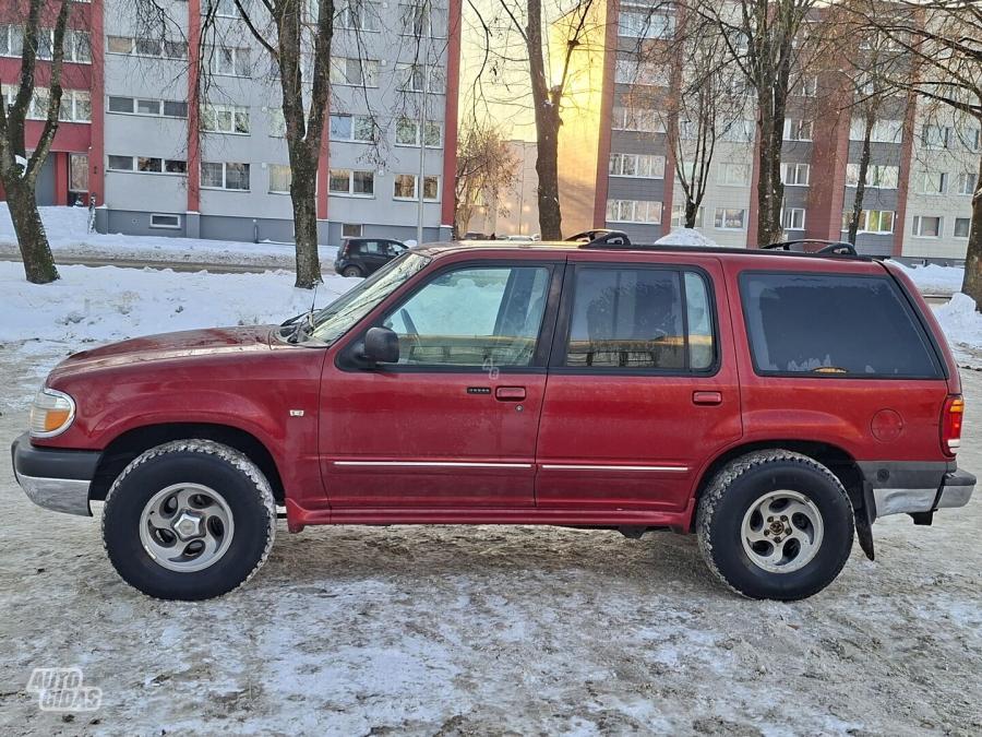 Ford Explorer 2000 in Silute, with an engine capacity of 4.00 L and mileage of 180 thousand km for 3000 €, photo 9 on AUTOMOTO.COM.LV