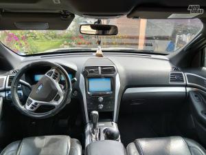 Ford Explorer 2013 Panevēža, ar dzinēja tilpumu 3.50 L un nobraukumu 308 tūkst. km par 10500 €, foto 4 vietnē AUTOMOTO.COM.LV