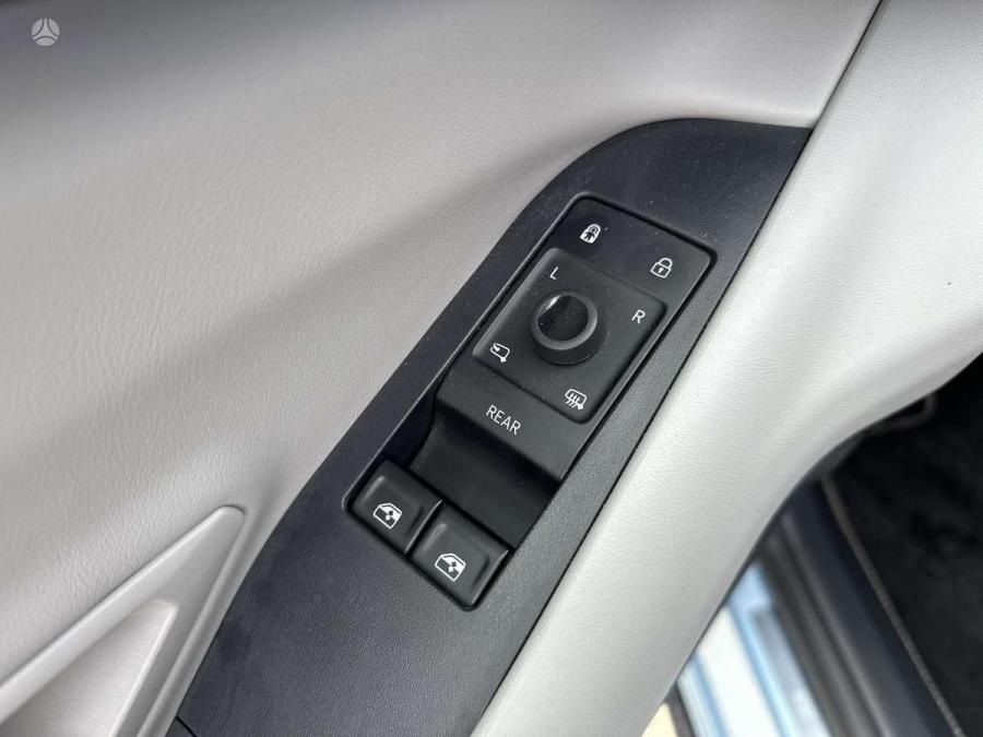 Ford Explorer 2024 Klaipėda, ar dzinēja tilpumu 0.00 L un nobraukumu 20 tūkst. km par 35900 €, foto 14 vietnē AUTOMOTO.COM.LV