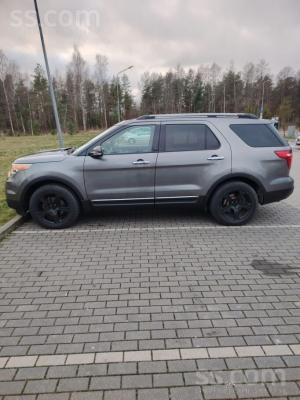 Grey Ford Explorer 2012 in Liepaja, with an engine capacity of 3.50 L and mileage of 247 thousand km for 12650 €, photo 7 on AUTOMOTO.COM.LV