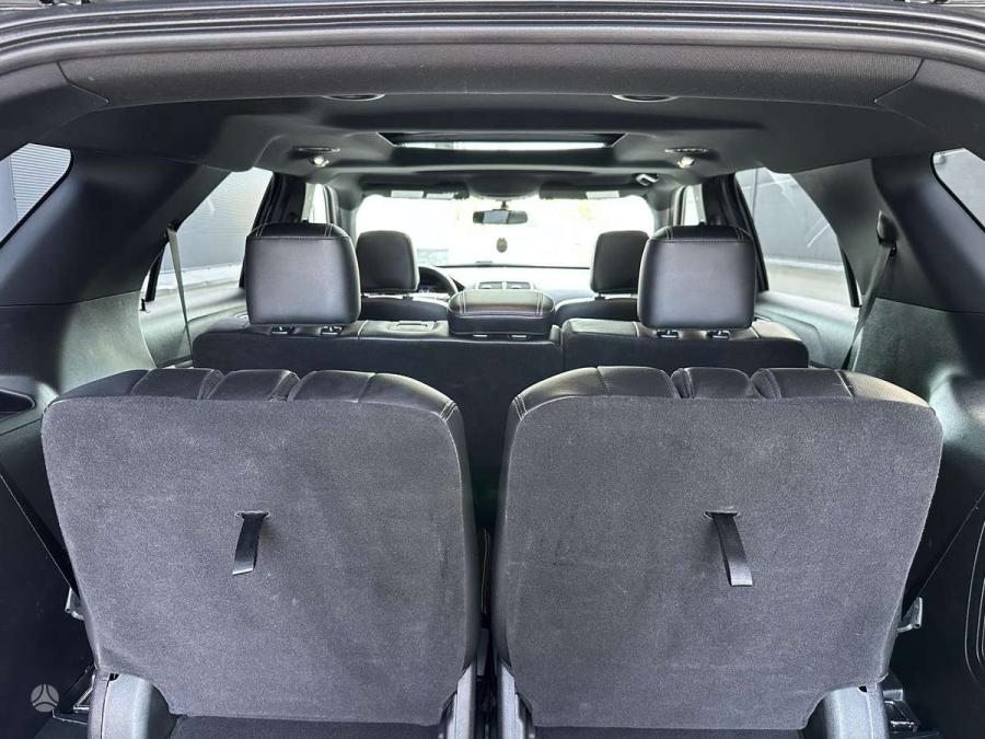 Pelēks Ford Explorer 2018 Šauļi, ar dzinēja tilpumu 3.50 L un nobraukumu 79 tūkst. km par 18999 €, foto 14 vietnē AUTOMOTO.COM.LV