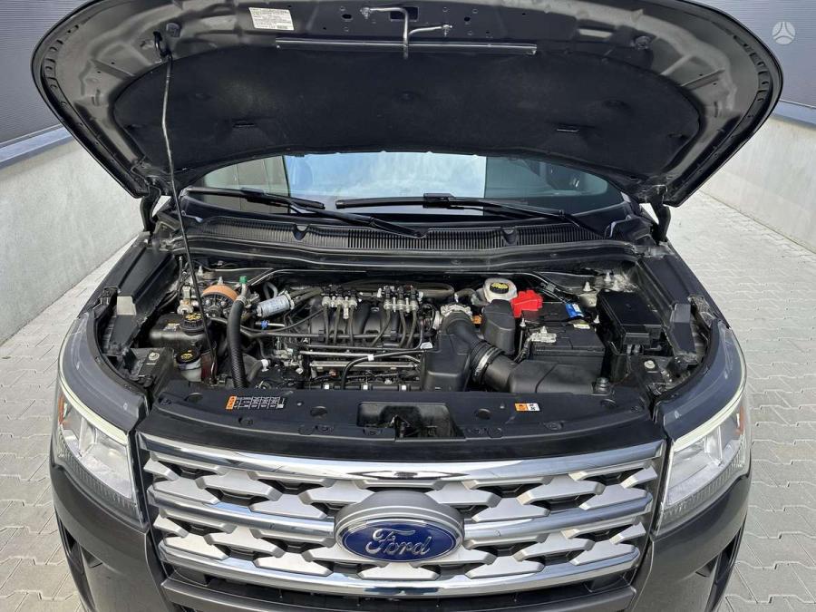 Pelēks Ford Explorer 2018 Šauļi, ar dzinēja tilpumu 3.50 L un nobraukumu 79 tūkst. km par 18999 €, foto 17 vietnē AUTOMOTO.COM.LV