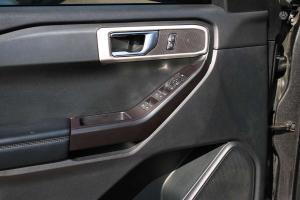 Pelēks Ford Explorer 2020 Viļņa, ar dzinēja tilpumu 2.26 L un nobraukumu 256 tūkst. km par 16500 €, foto 25 vietnē AUTOMOTO.COM.LV
