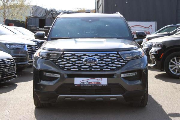 Pelēks Ford Explorer 2020 Viļņa, ar dzinēja tilpumu 2.96 L un nobraukumu 165 tūkst. km par 21900 €, foto  vietnē AUTOMOTO.COM.LV