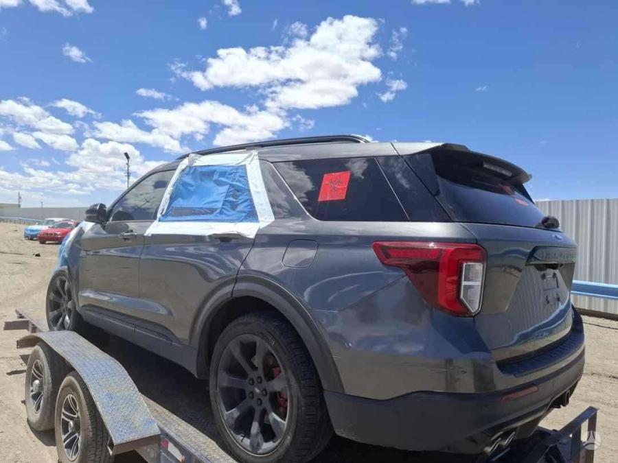 Grey Ford Explorer 2020 in Klaipeda, with an engine capacity of 2.96 L and mileage of 125 thousand km for 10500 €, photo 10 on AUTOMOTO.COM.LV
