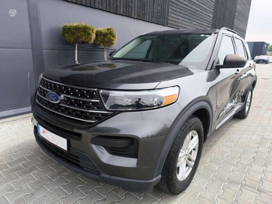 Pelēks Ford Explorer 2020 Šauļi, ar dzinēja tilpumu 2.26 L un nobraukumu 186 tūkst. km par 12500 €, foto 1 vietnē AUTOMOTO.COM.LV