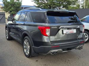 Pelēks Ford Explorer 2020 Viļņa, ar dzinēja tilpumu 2.96 L un nobraukumu 166 tūkst. km par 20900 €, foto 5 vietnē AUTOMOTO.COM.LV