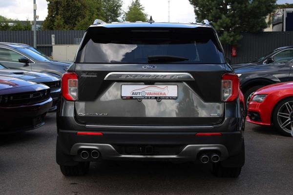 Grey Ford Explorer 2020 in Vilnius, with an engine capacity of 2.96 L and mileage of 166 thousand km for 20900 €, photo 5 on AUTOMOTO.COM.LV