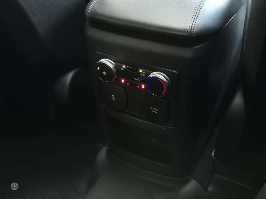 Pelēks Ford Explorer 2020 Viļņa, ar dzinēja tilpumu 2.96 L un nobraukumu 166 tūkst. km par 20900 €, foto 26 vietnē AUTOMOTO.COM.LV