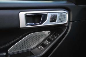 Pelēks Ford Explorer 2020 Viļņa, ar dzinēja tilpumu 2.96 L un nobraukumu 166 tūkst. km par 20900 €, foto 27 vietnē AUTOMOTO.COM.LV