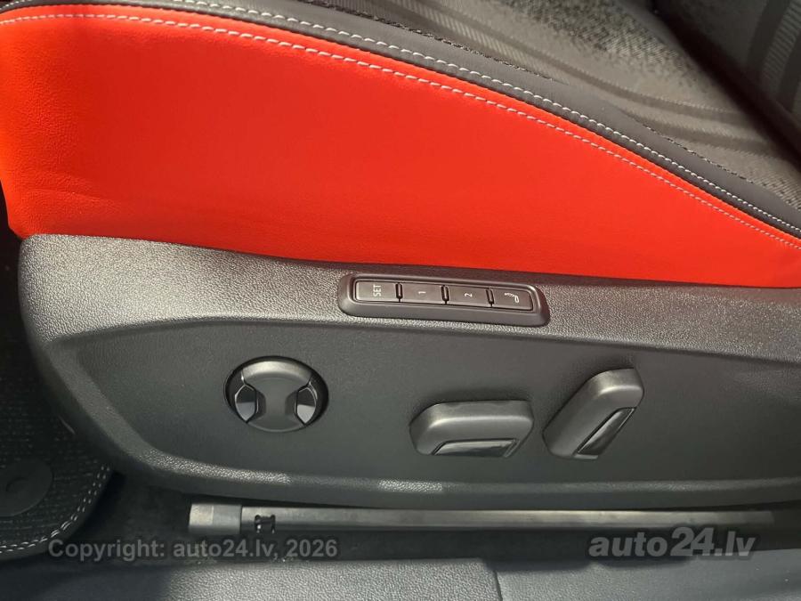 Pelēks Ford Explorer 2026 Tallina, ar dzinēja tilpumu 0.00 L un nobraukumu 0 tūkst. km par 46834 €, foto 9 vietnē AUTOMOTO.COM.LV
