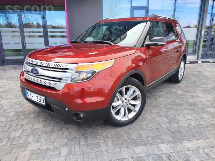 Red Ford Explorer 2014 in Riga, with an engine capacity of 3.50 L and mileage of 151 thousand km for 11500 €, photo 1 on AUTOMOTO.COM.LV