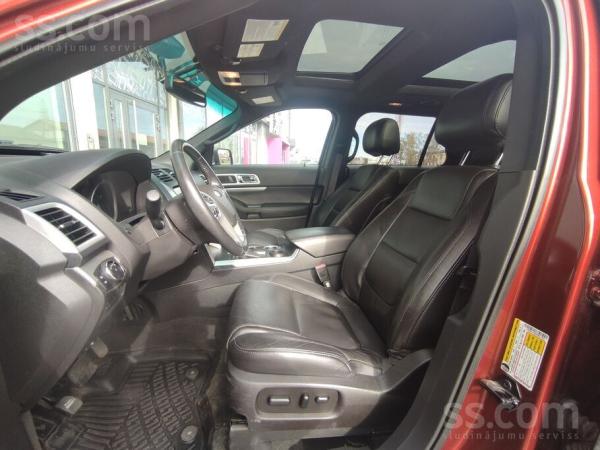 Red Ford Explorer 2014 in Riga, with an engine capacity of 3.50 L and mileage of 151 thousand km for 10690 €, photo 7 on AUTOMOTO.COM.LV
